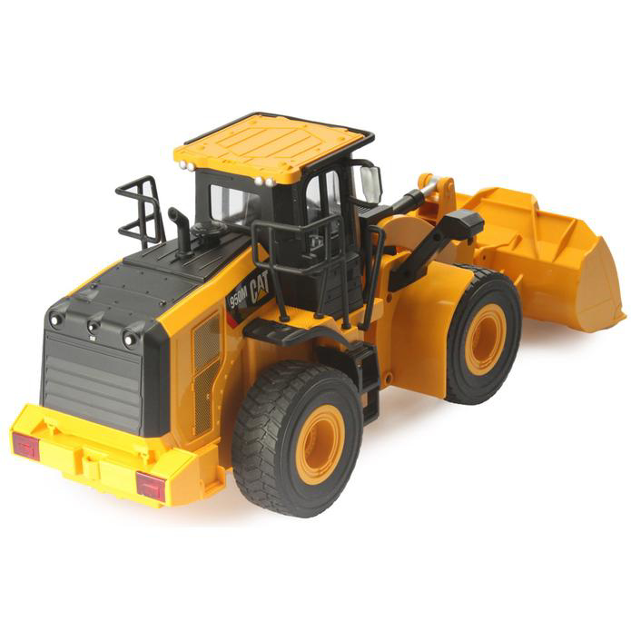Ring Power CAT Retail Store. 1:24 Remote Control Cat® 950M Wheel Loader
