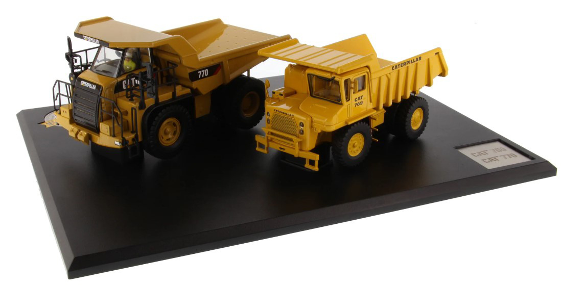Ring Power CAT Retail Store. 1:50 Cat® 769 & 770 Off Highway Truck
